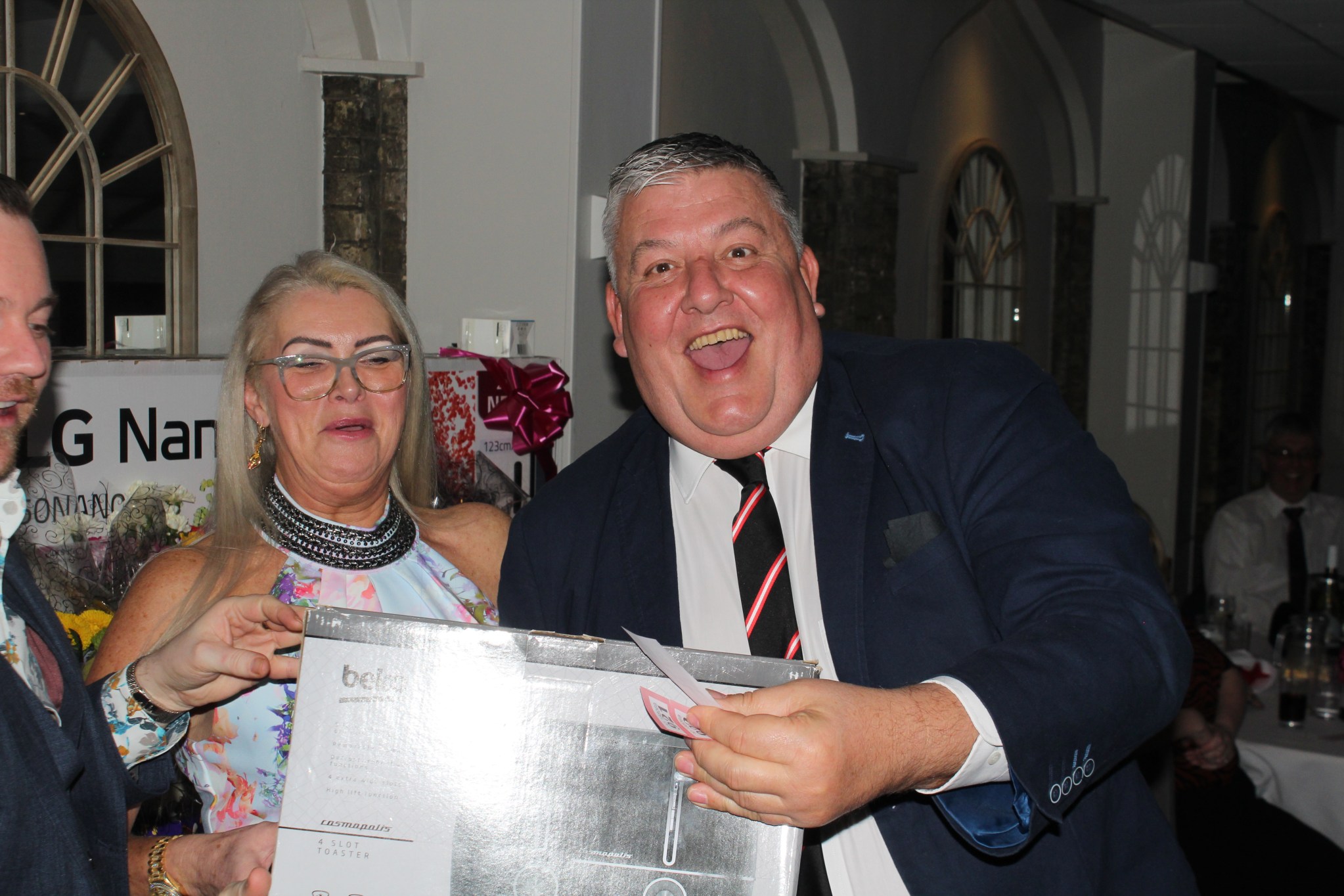 Cave Castle Dinner/Dance Raffle Winners Gallery – HULL RUGBY UNION ...